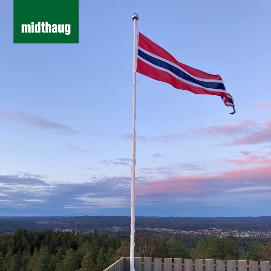 Midthaug AS / Flaggstang 6 meter